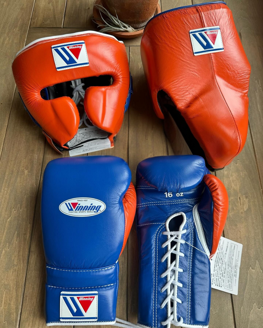Winning Professional Boxing Gloves Set - Customizable - Headguard & Gr