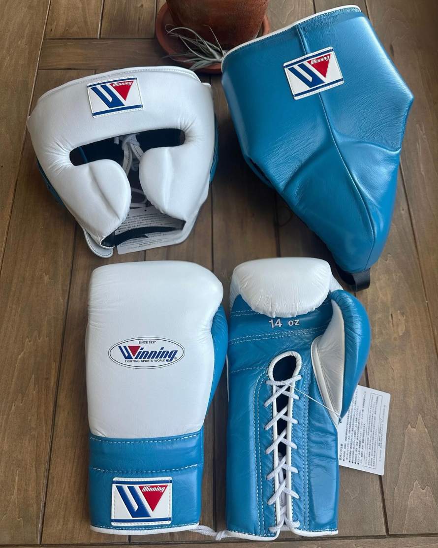 Customizable Winning Blue/White Boxing set | Custom winning Headguard ...